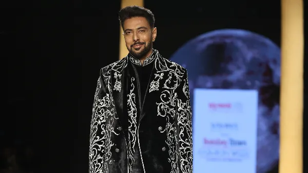 Celebrity Chef Ranveer Brar turns showstopper for Raymond’s Chairman’s ...
